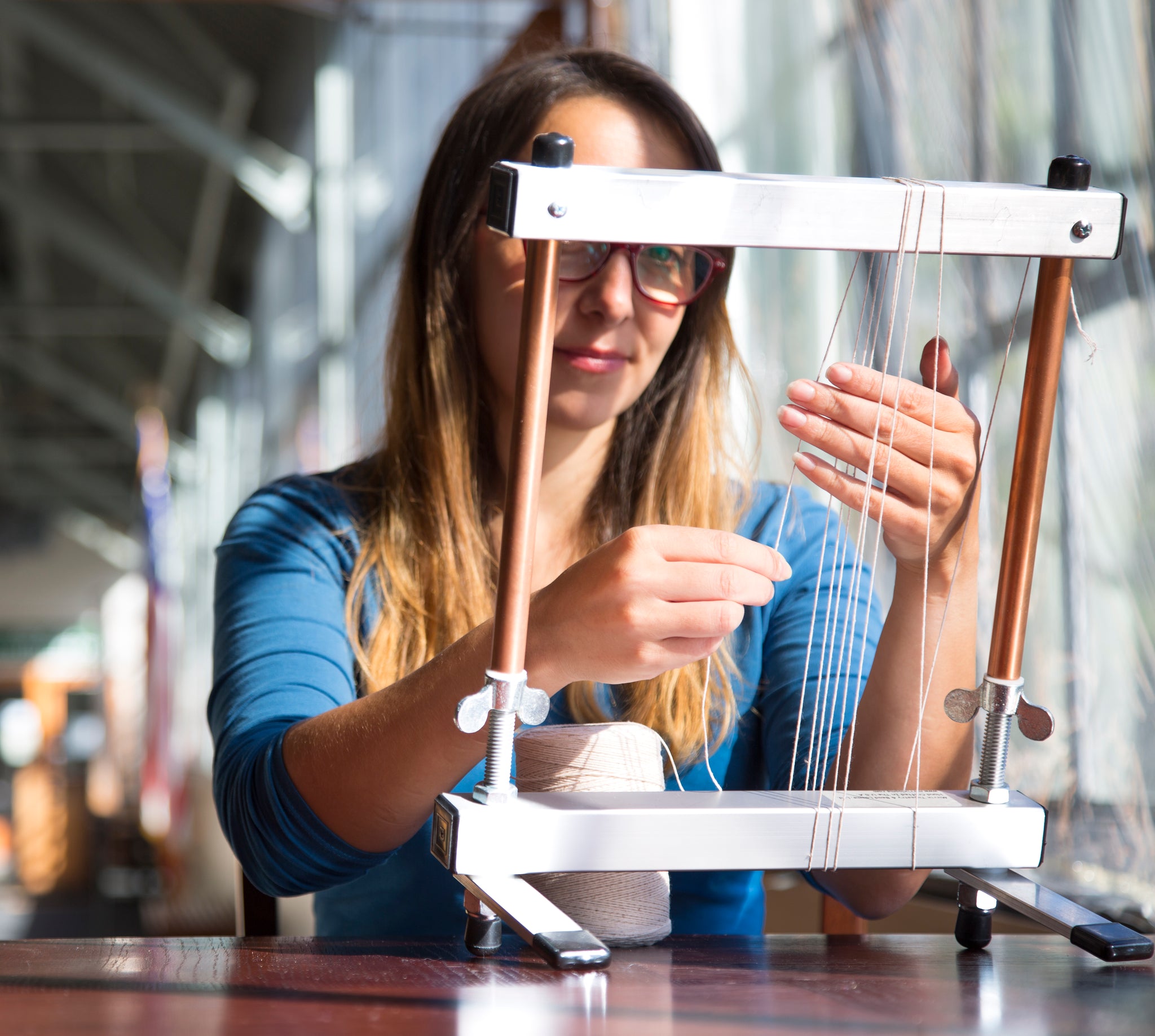 The Best Beginner Loom – Mirrix Looms