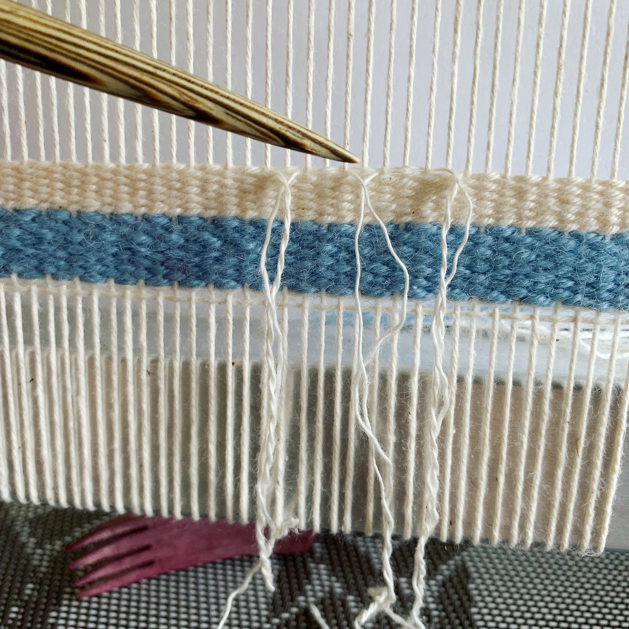 Splicing: Weaving in Your Ends – Mirrix Looms