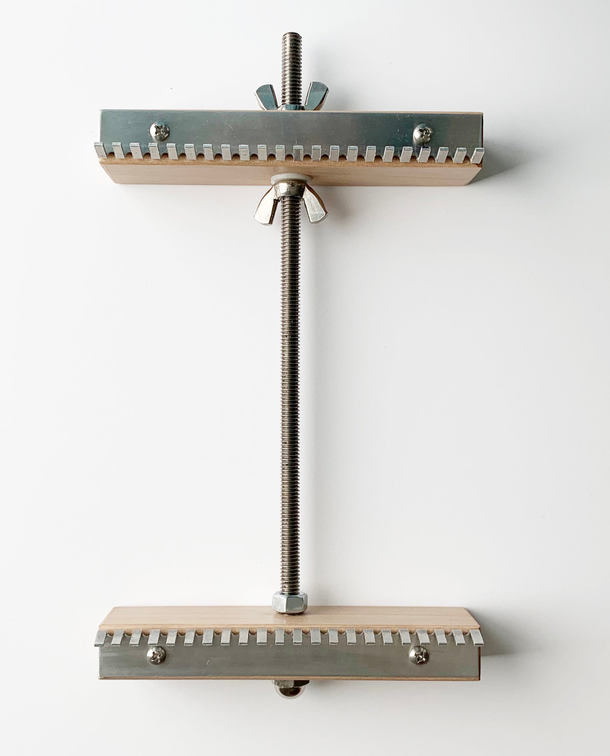 The Saffron Pocket Loom – Mirrix Looms